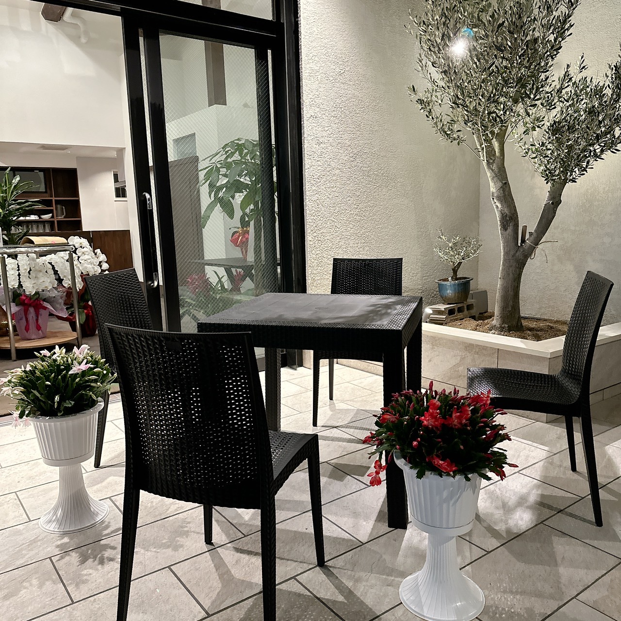 NPO法人ohana | 街の中のパワースポット。癒しのスペースohana